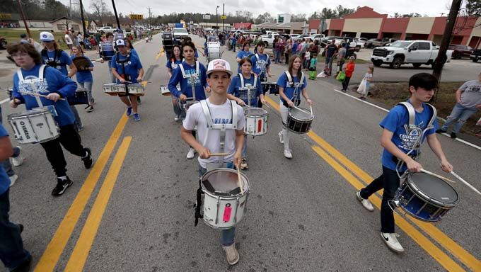 Buna Redbud Festival Parade goes off with out a hitch despite the ...