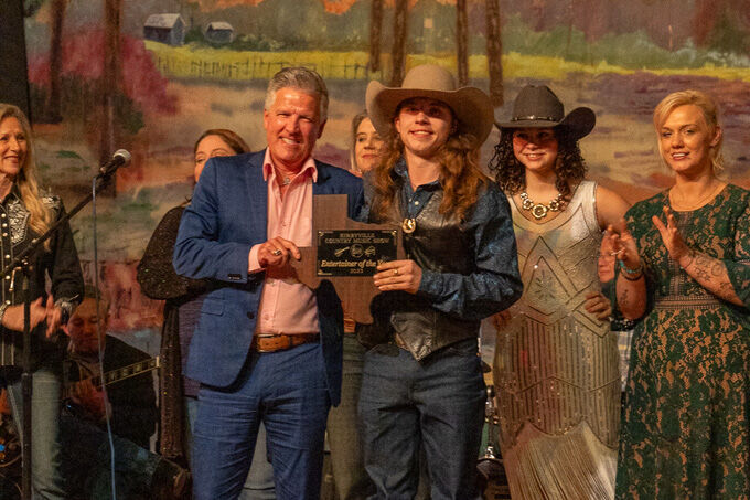 Country Music Show Entertainer of the Year draws record crowd | Local ...