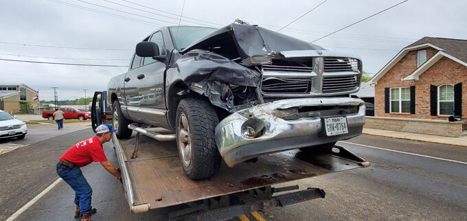 Three vehicles damaged in chain-reaction crash | Local News | kjas.com