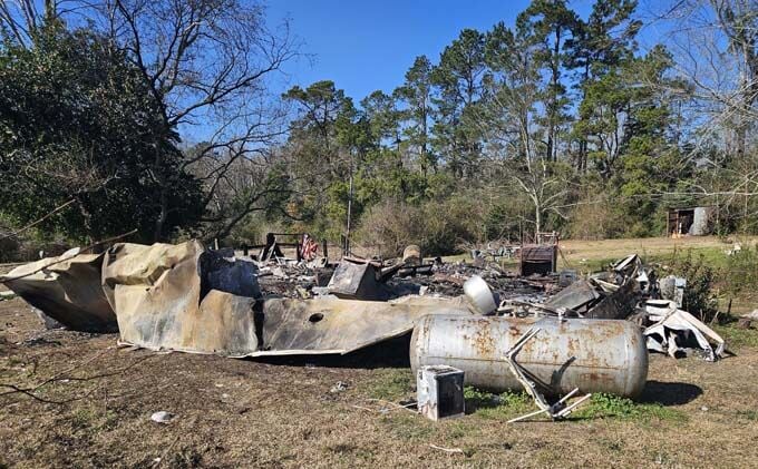 Early morning fire destroys home east of Jasper | Local News | kjas.com