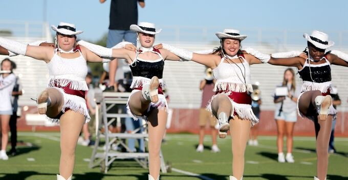 Jasper High School student athletes unveiled at Meet the Bulldogs ...