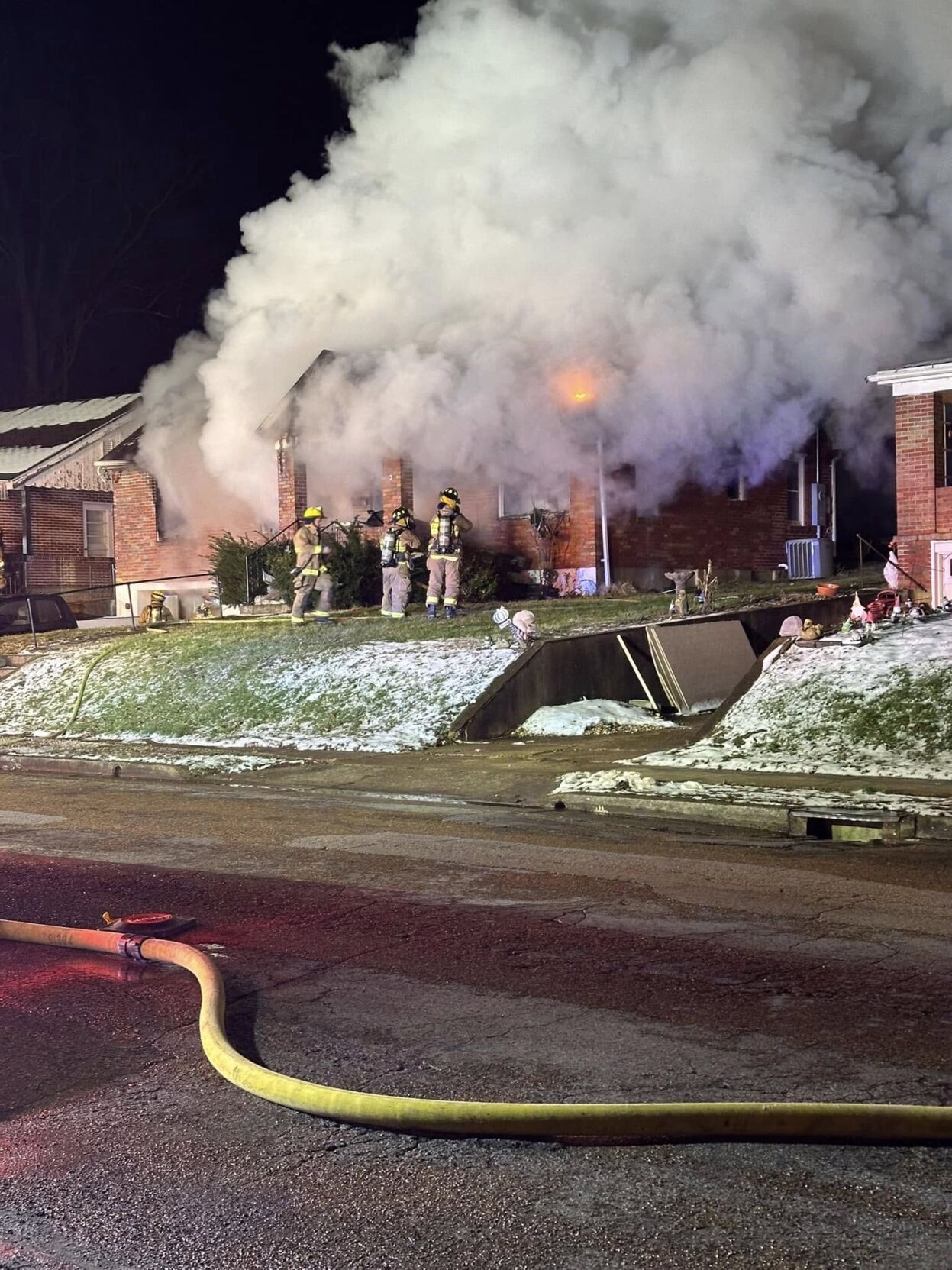 Early morning fire destroys Hermann home | Newsroom | kjluradio.com