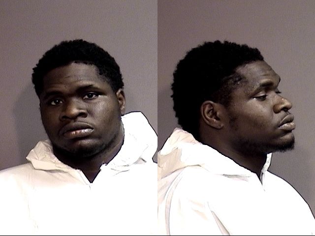 Three arrested after bank robbery turns into police chase | Newsroom ...