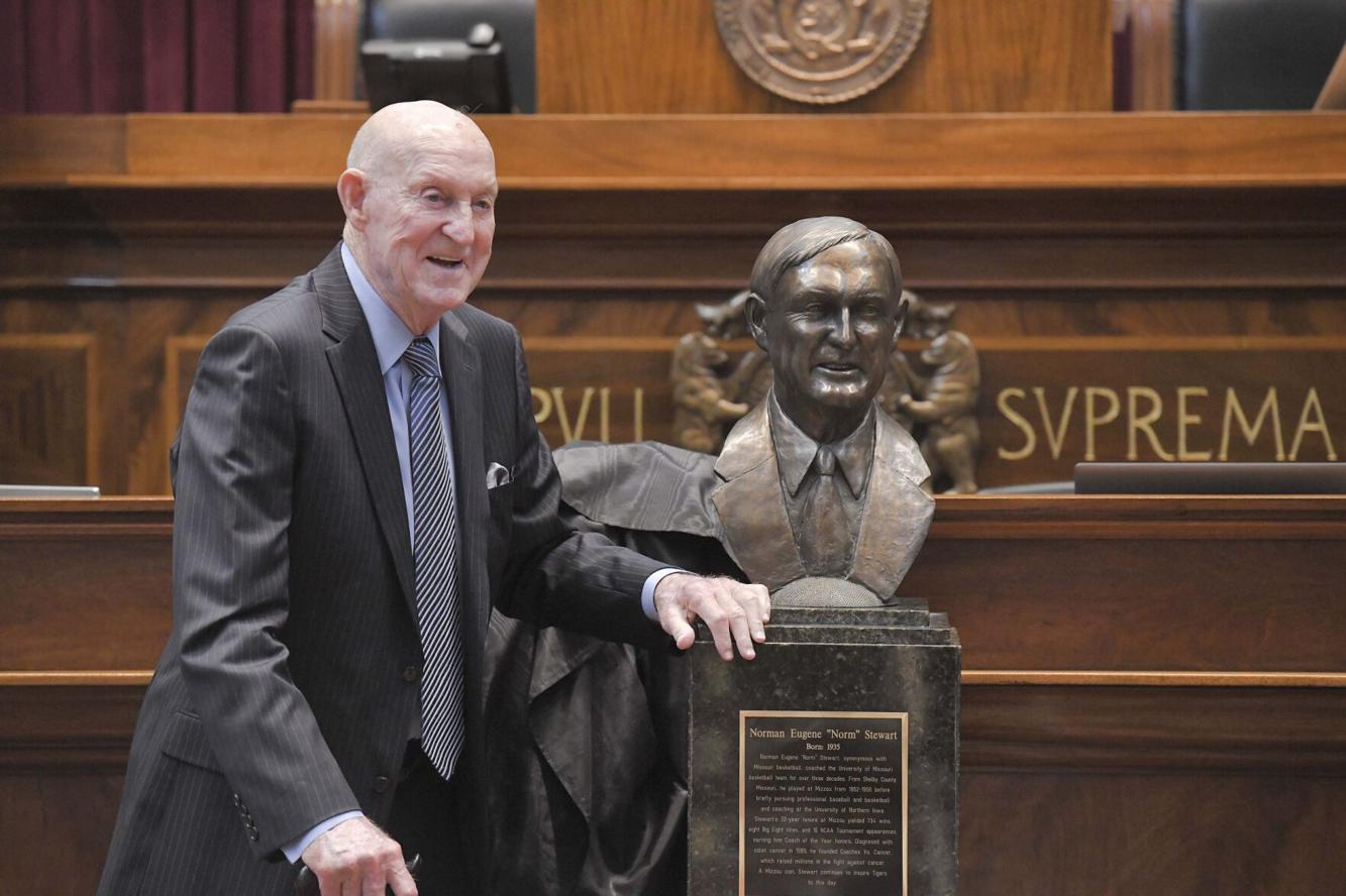 Legendary Mizzou basketball coach inducted into Hall of Famous ...