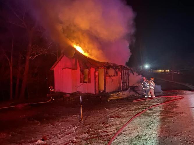 Vacant mobile home in Laurie destroyed by fire | Newsroom | kjluradio.com