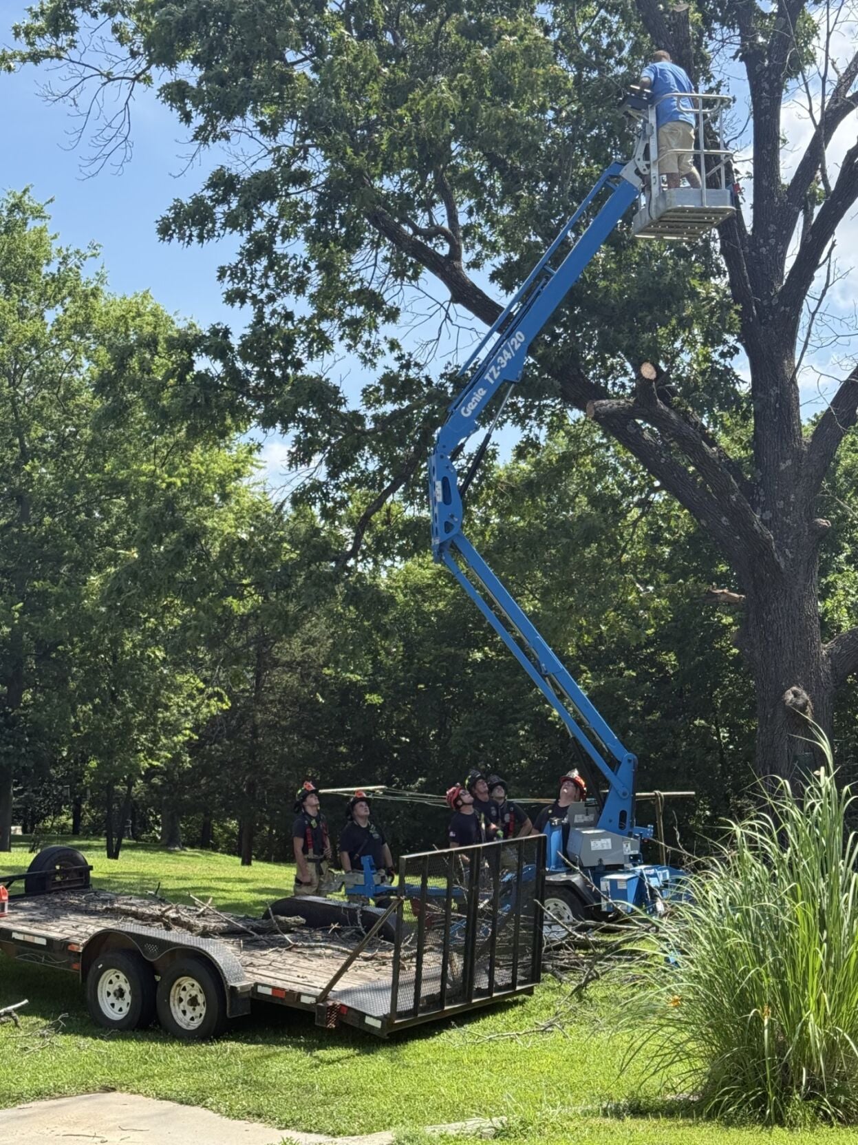Man safely rescued from damaged lift in Jefferson City | Newsroom ...