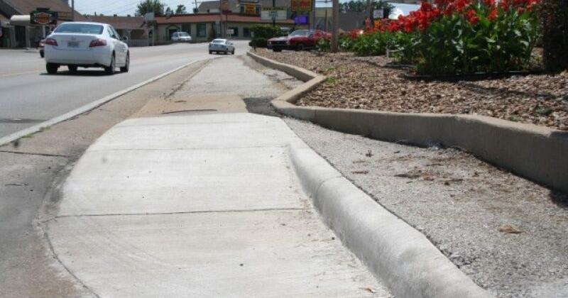 Sidewalk work to reduce traffic to one lane on portions of Missouri ...