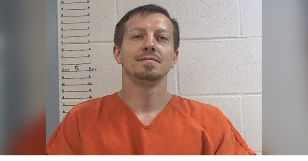 Pettis Co man sought by police for kidnapping & torturing ex-girlfriend ...