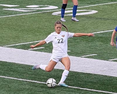 TJ's Strong chooses to play soccer for William Penn | Sports | kmaland.com