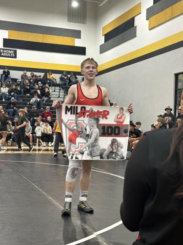 KMAland Boys Wrestling (1/11): Riverside goes 3-0, LC, Lo-Ma grab two ...