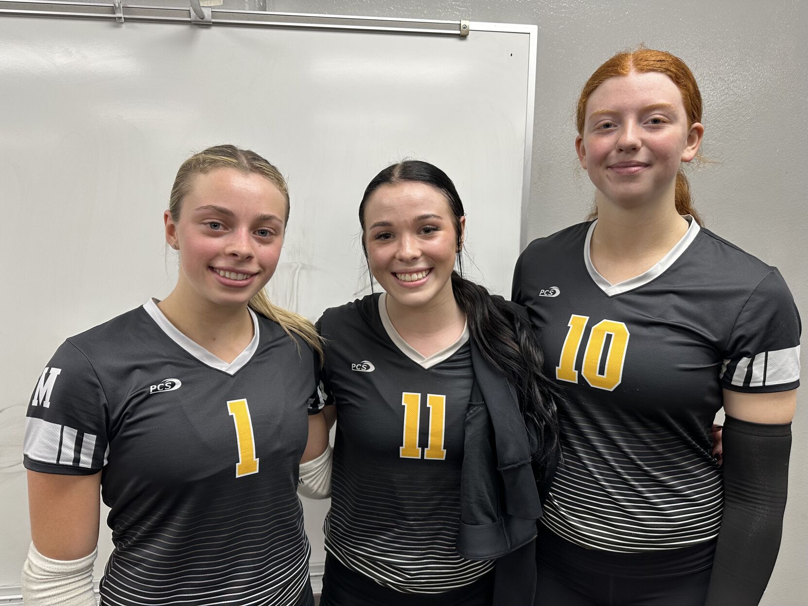 Fremont-Mills withstands monster match from Shields in four-set win ...