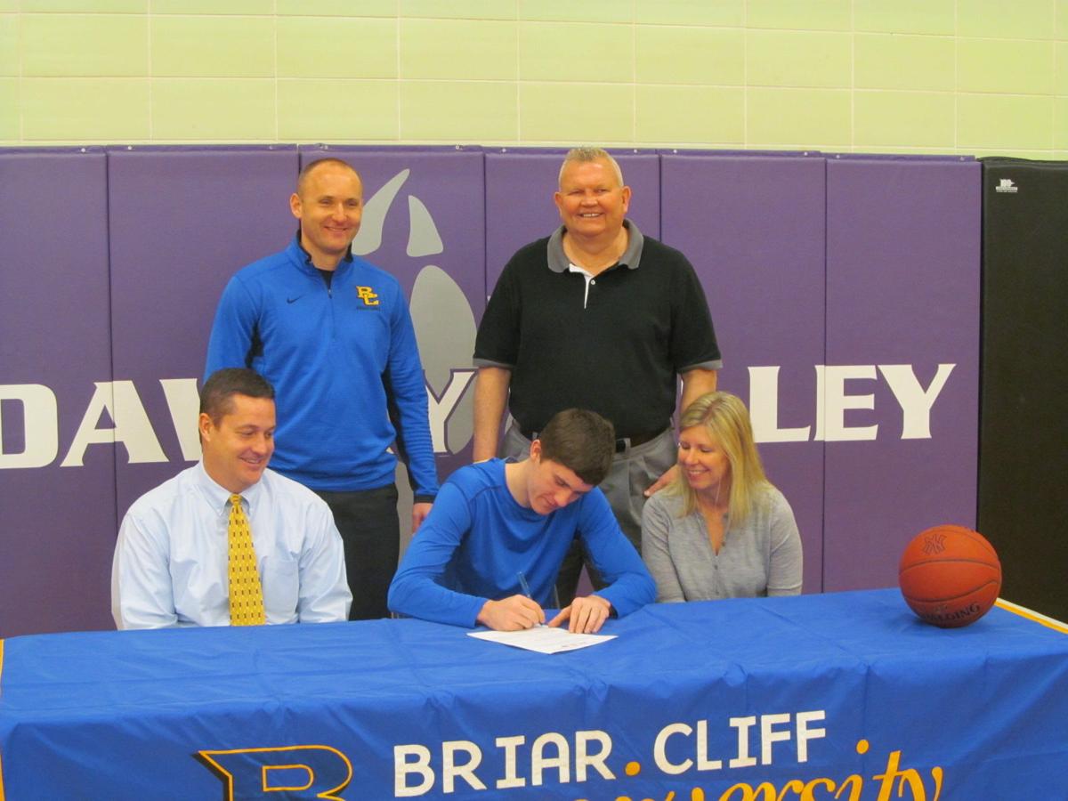 Nodaway Valley senior Jackson Lamb signs with Briar Cliff Basketball ...