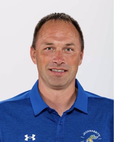 Regional Sports (3/28): Drake hires South Dakota State's Henderson ...