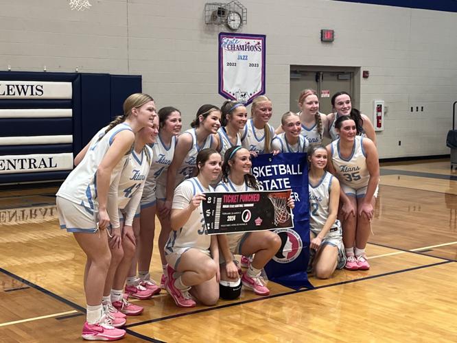 Lewis Central fends off late surge from Norwalk, punches ticket to 4A ...