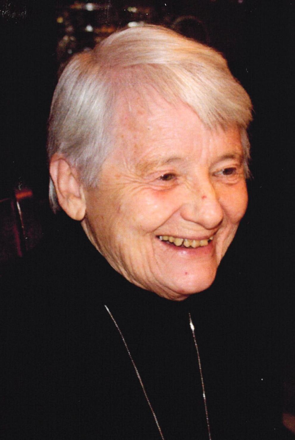 Harriet L. Elliott, 89, of Farragut, Iowa | Funerals | kmaland.com