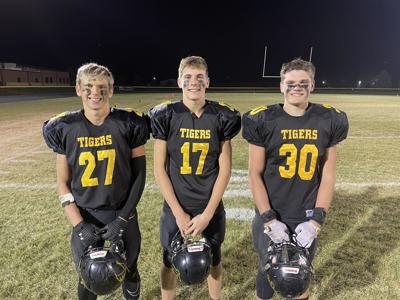 Lenox looks to keep perfect season going in playoff matchup with CAM ...