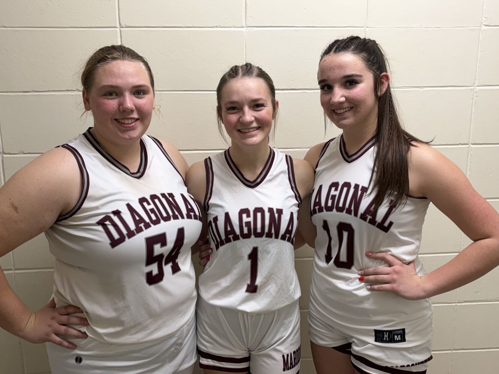 Diagonal girls taking undefeated mark into 2026 | Sports | kmaland.com
