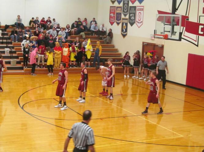 Clarinda @ Treynor boys basketball | Gallery | kmaland.com