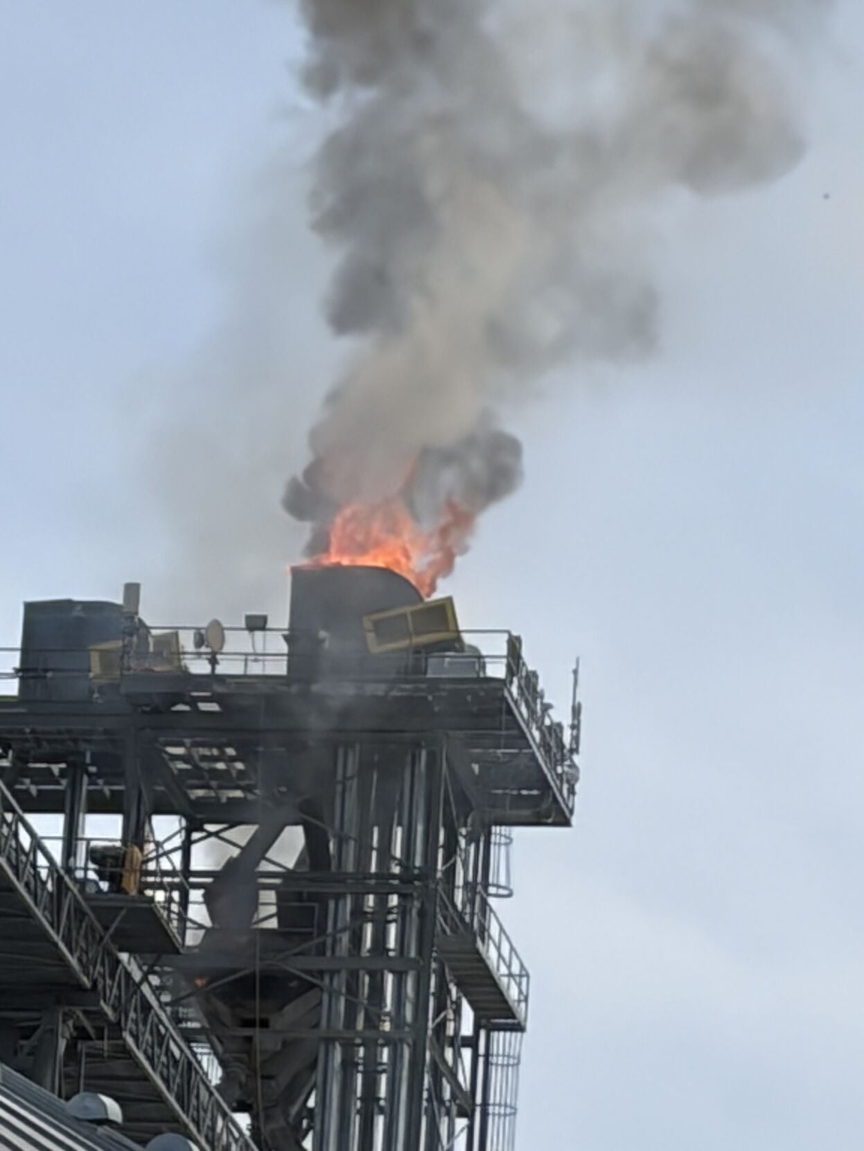 Crews respond to fire at Heartland Co-Op in Randolph | News | kmaland.com
