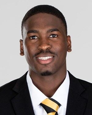 Former Missouri standout Hodge sings with Lakers | Sports | kmaland.com