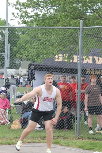 Hawkeye 10 Track and Field | Gallery | kmaland.com