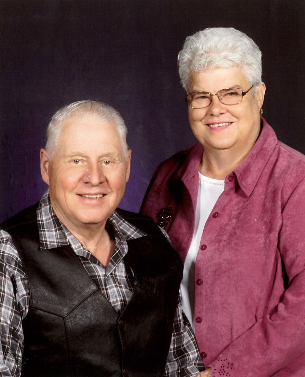 Rex and Janell Barber of Anita, Iowa | Funerals | kmaland.com