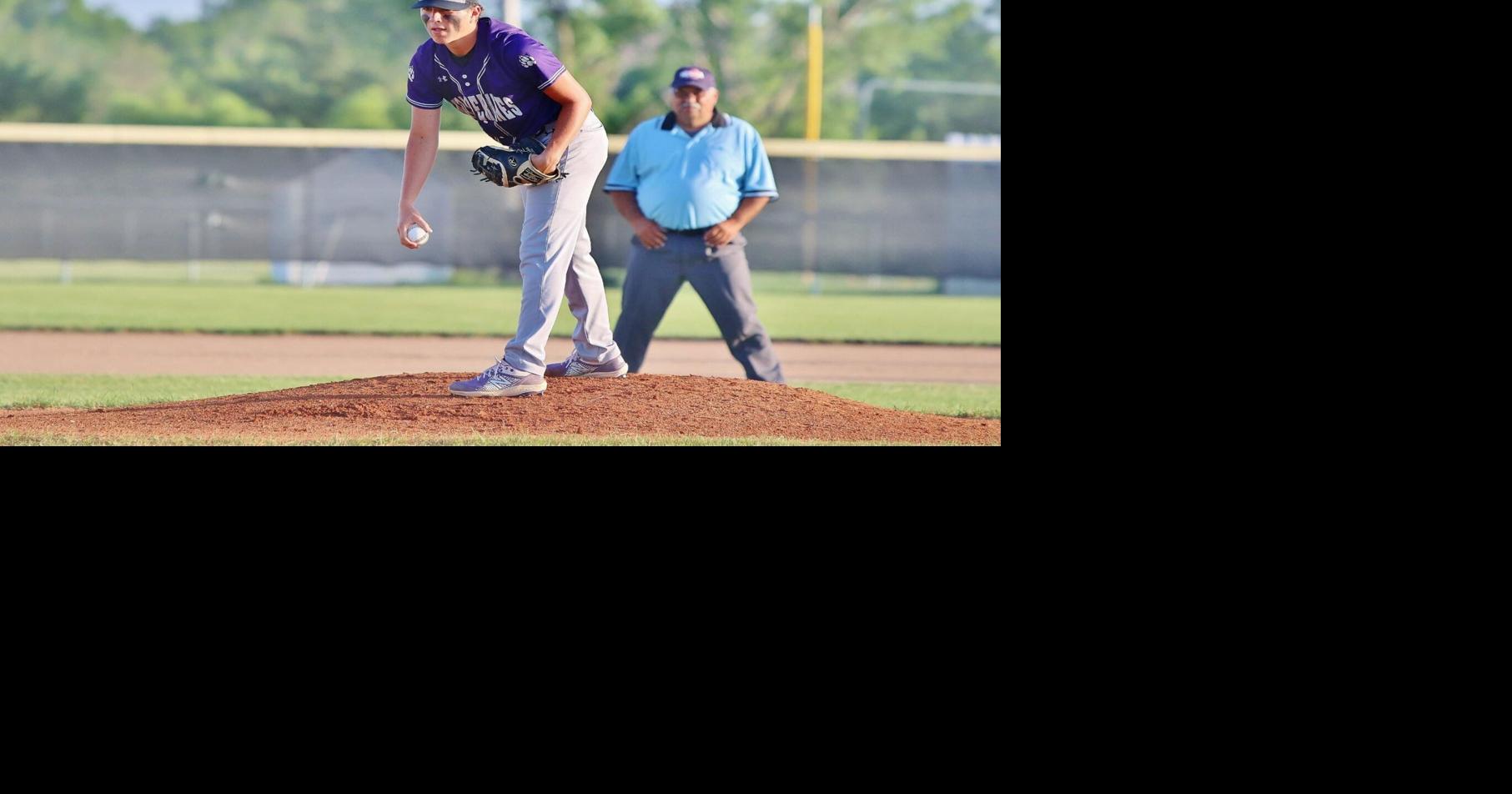 Nodaway Valley's DeVault commits to pitch at Central College | Sports ...