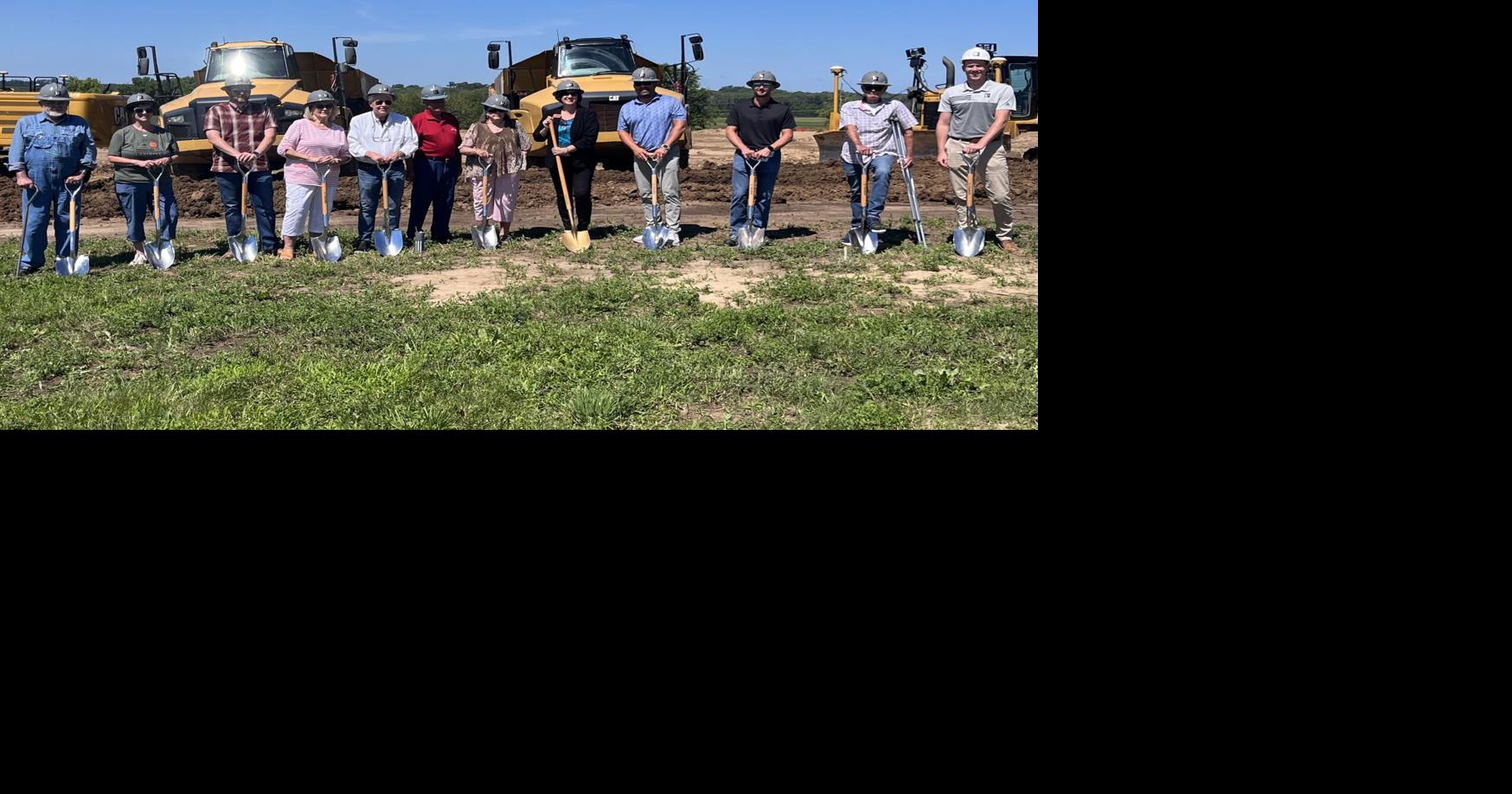 Red Oak officials break ground on Woodland Hills II subdivision | News ...
