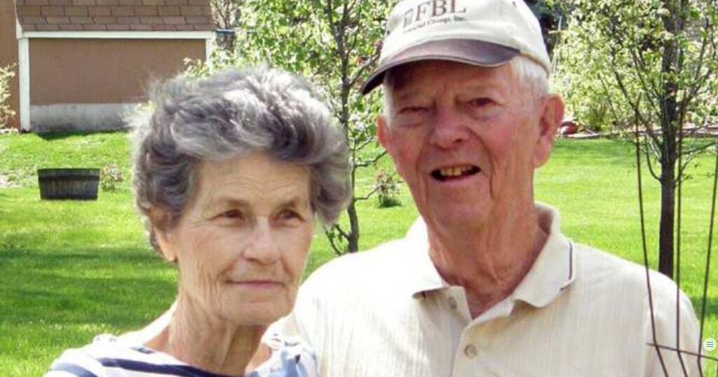 James and Joann Kenefick | Funerals | kmaland.com