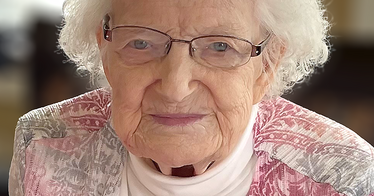Helen Barr, 90, Mound City, Missouri | Funerals | kmaland.com