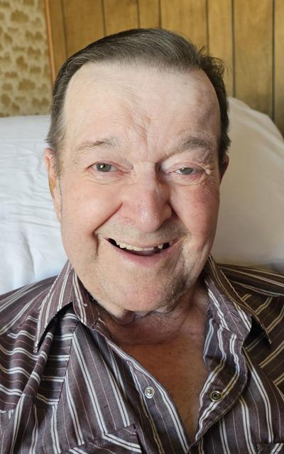 Gary L. Vanatta, 77, of Randolph, Iowa | Funerals | kmaland.com