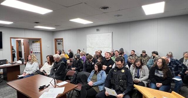 Second Shen police residency hearing set | News | kmaland.com