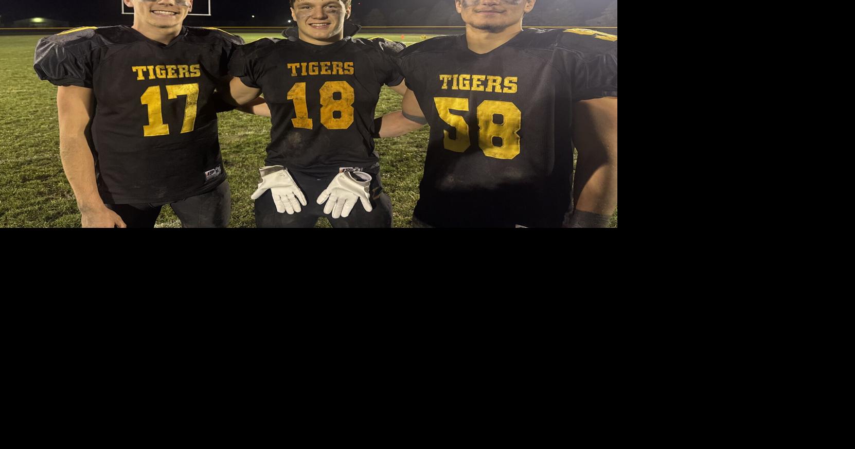 Lenox runs past Montezuma to reach state semifinal | Sports | kmaland.com