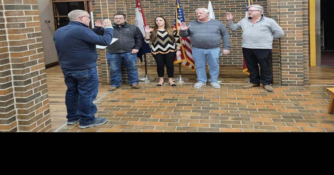 New, re-elected Clarinda council members sworn in | News | kmaland.com