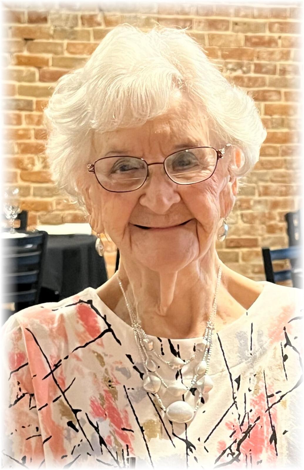 Helen Peck, 99, Clarinda, Iowa | Funerals | kmaland.com