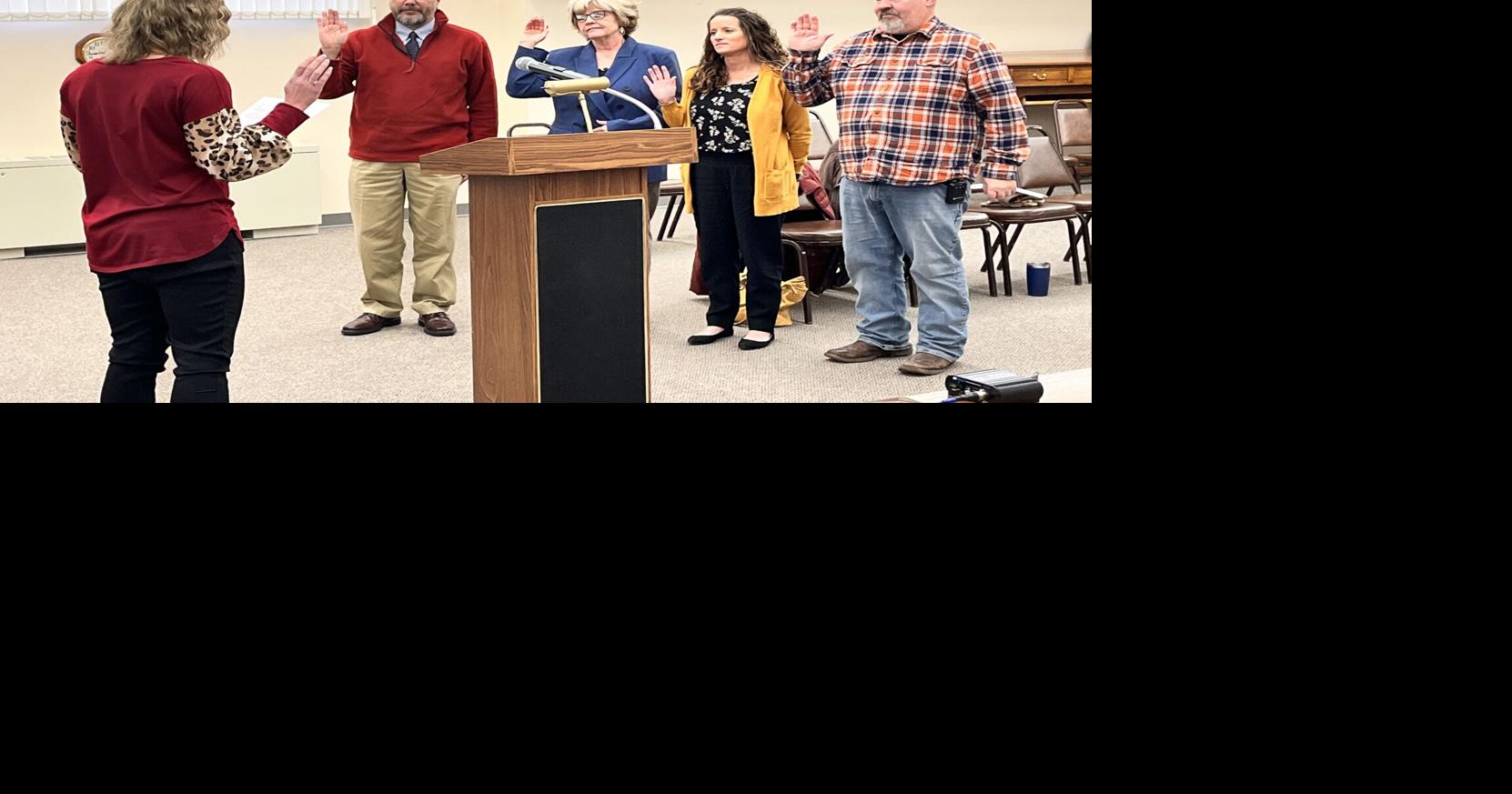 Maher, Page County elected officials receive oath of office | News | kmaland.com