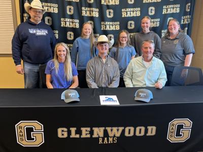 Glenwood's Hughes to sharpen rodeo talents at Southeast | Sports ...