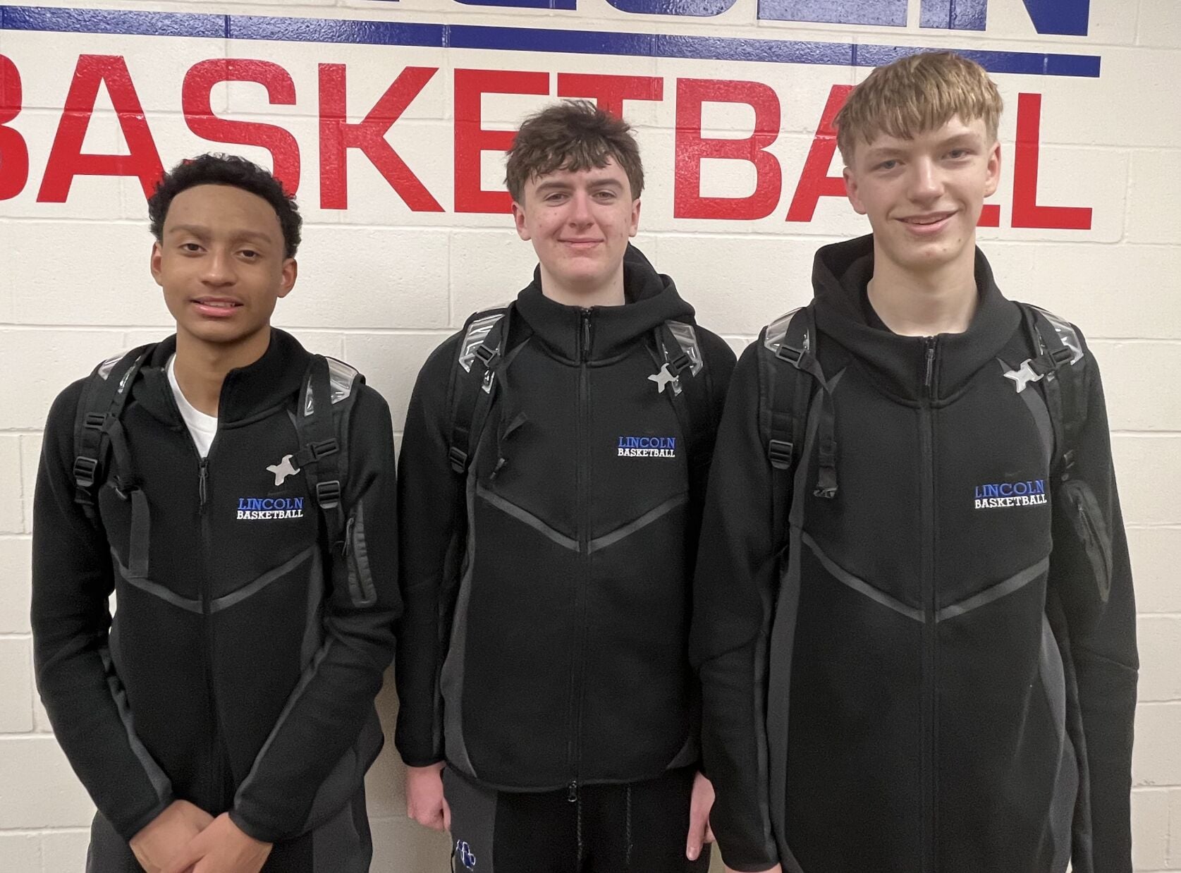 4A no. 7 Abraham Lincoln rallies late to survive battle with Sioux City ...