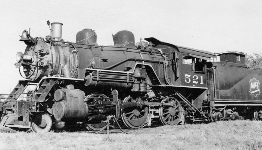 The Katy Railroad Heritage Locomotive No. 1988 chugs through Joplin ...