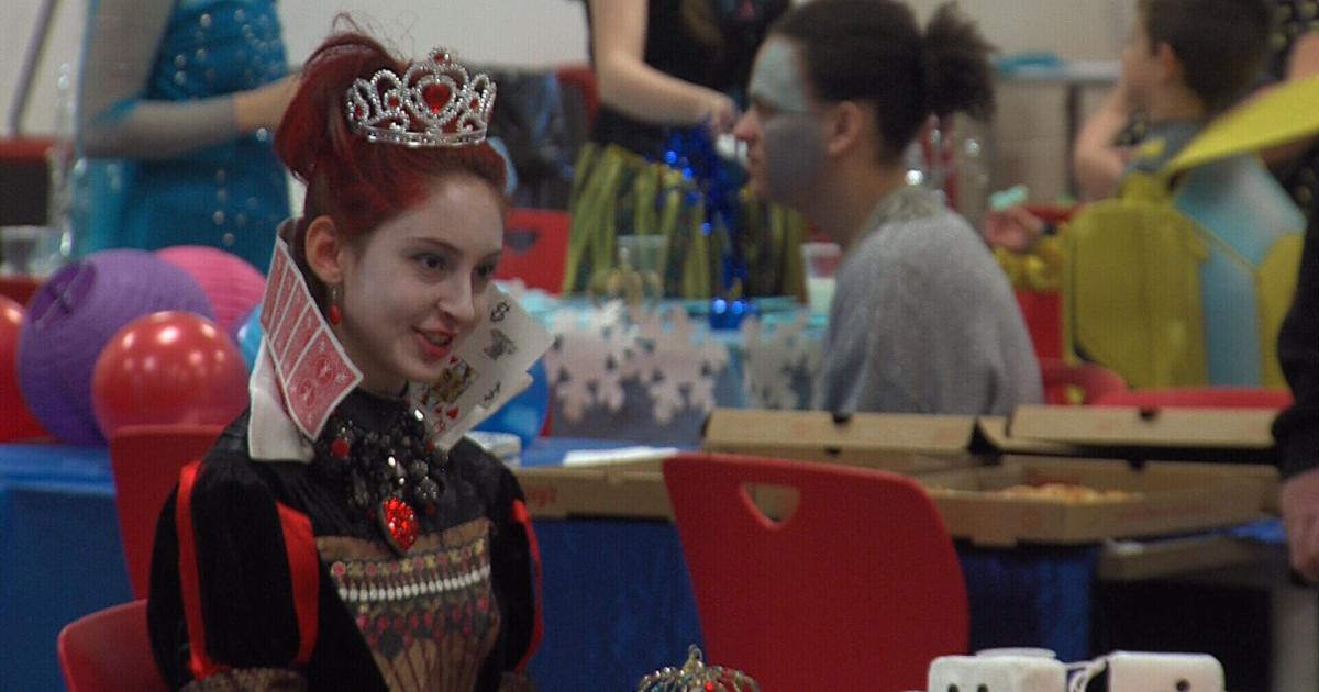 Fort Scott High School's thespians host annual royal tea party | Kansas ... Fort Scott High School's thespians host annual royal tea party | Kansas ...