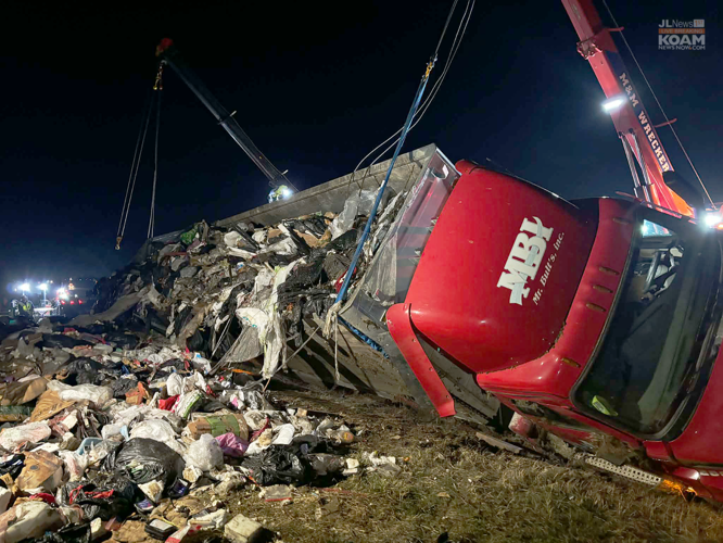 Tractor trailer trash hauler overturns near Lamar | Auto-accident ...