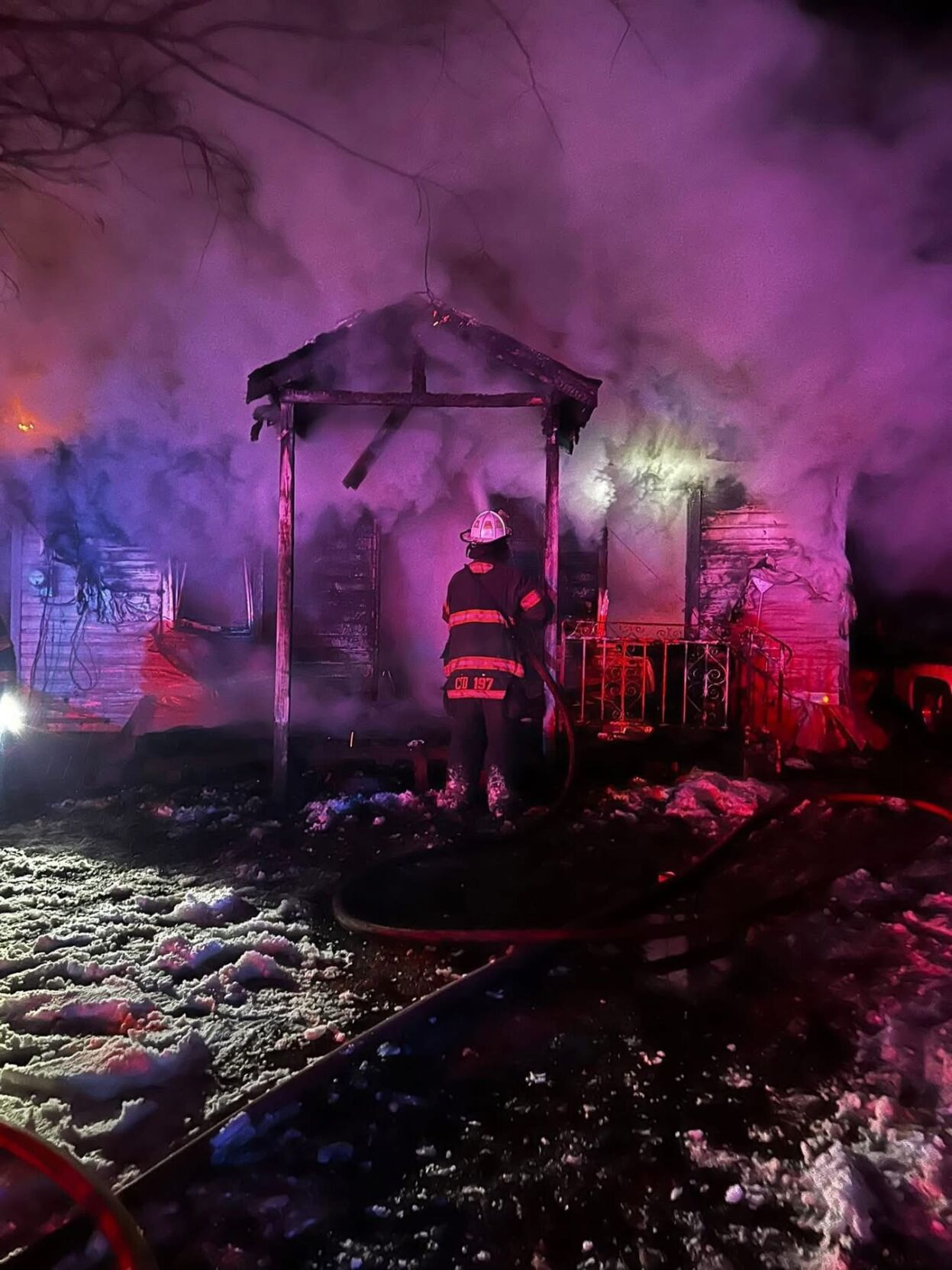 Columbus Fire Rescue assist Galena Fire and Lola Fire, 2 fully-involved ...
