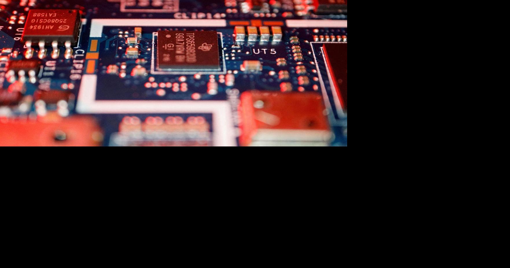 Trump enacts 25% tariff on chips — with a caveat | Technology ...