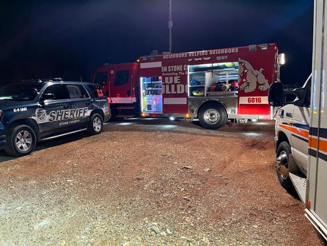 Runaway teen falls off small bluff in darkness near Silver Dollar City ...