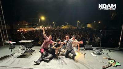 Fox Royale on European Tour, joins with Young the Giant | Family ...