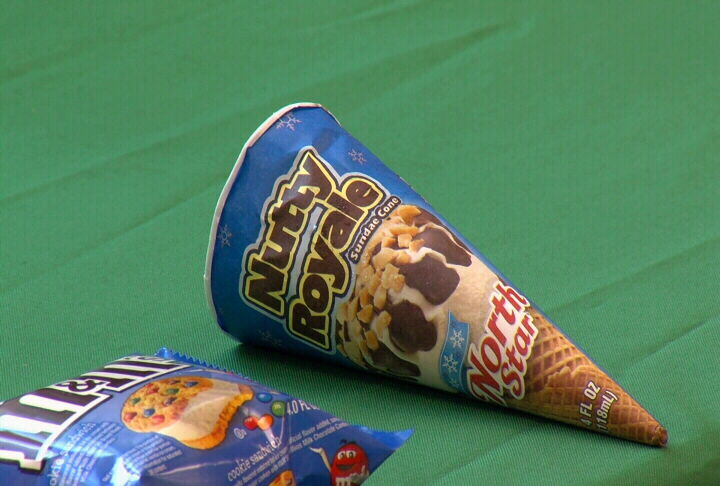 JOPLIN, Mo. – MSSU makes a pop-up ice cream stand for students to meet ...