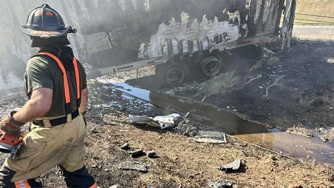 I-44 cross-median crash and burn involving three tractor trailers ...