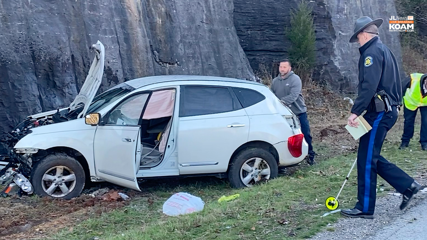 Car spins, crashing into rock wall on Mo-171 near Carthage | Joplin ...