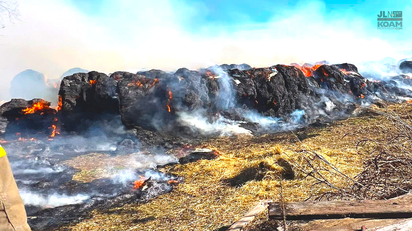300+ hay bales burn, fire depts from 3 counties battle, sucessfully ...