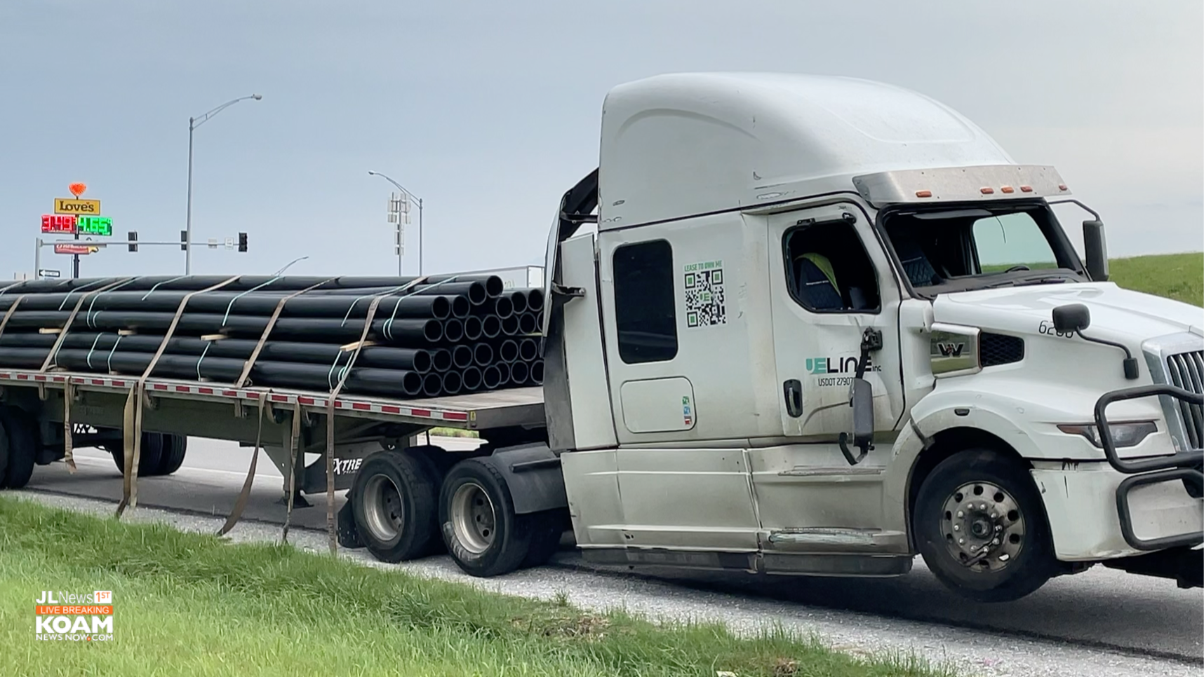 Semi overturns hauling pipe, I-44 on-ramp at Joplin | Joplin News First ...
